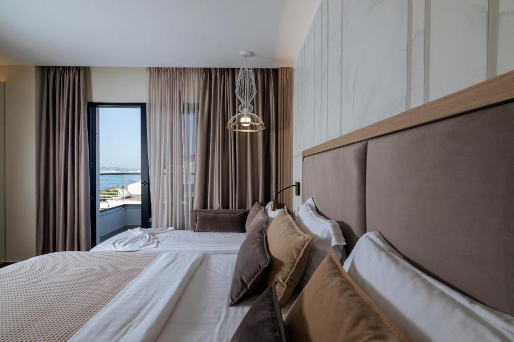 About - Gloria Palace, Qerret Albania